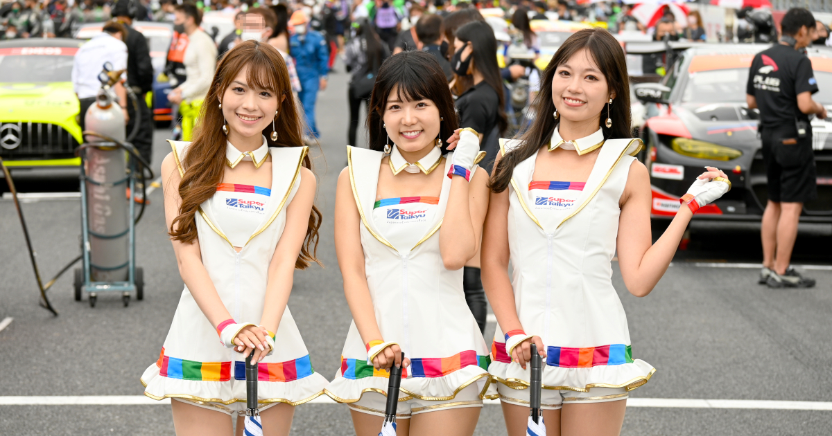 スーパー耐久イメージガール『Swish』がSDGsも広める!? 笑顔あふれるメンバーを密着取材 | クルマ情報サイトｰGAZOO.com