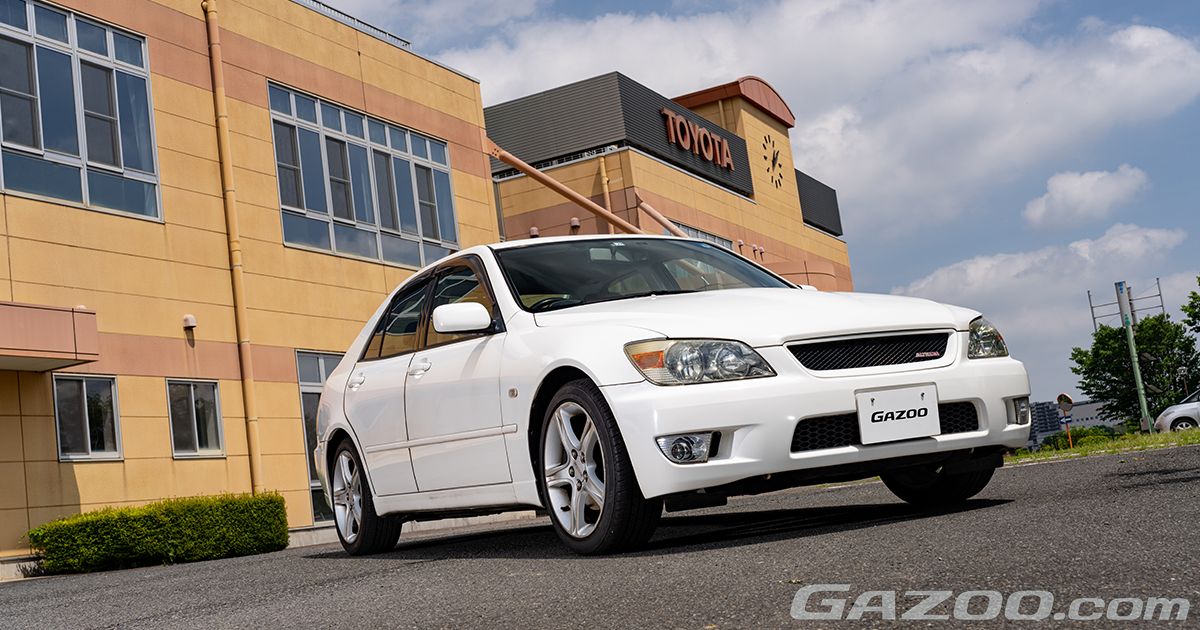 息子の誕生とともに乗りはじめて早19年。受け継がれるアルテッツァ | クルマ情報サイトｰGAZOO.com