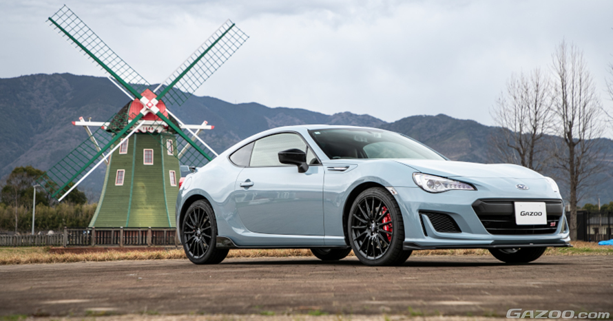 特徴的なボディカラーに一目惚れ!息子も大好きな『ママのMTスポーツカー』 スバル BRZ | クルマ情報サイトｰGAZOO.com